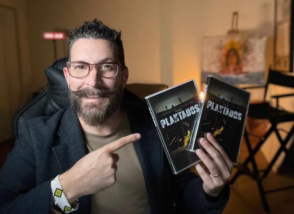 Ricardo Becerra celebra el lanzamiento de ‘Plantados’ en DVD