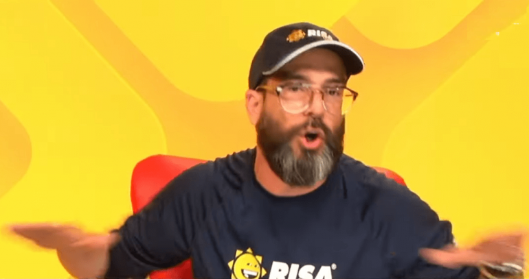 Alex Otaola se registra oficialmente como candidato a alcalde de Miami-Dade