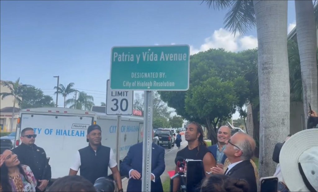 Renombran calle y plaza en Hialeah en honor a ‘Patria y Vida’