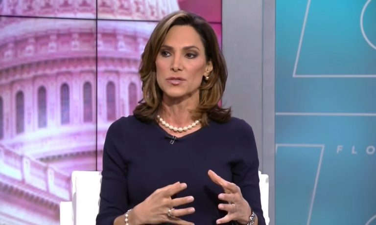 Congresista cubanoamericana María Elvira Salazar es reelecta